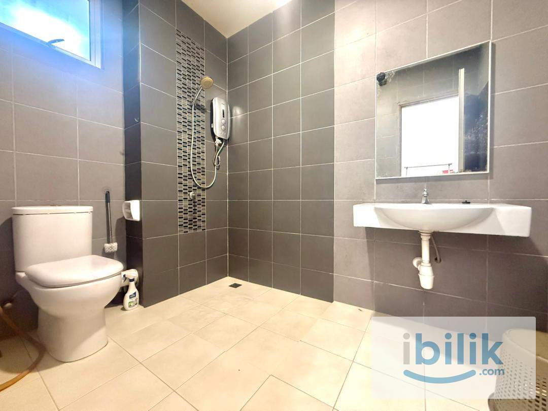 Cozy Master Room for rent @ Solaria Residences, Bayan Lepas, Penang ...