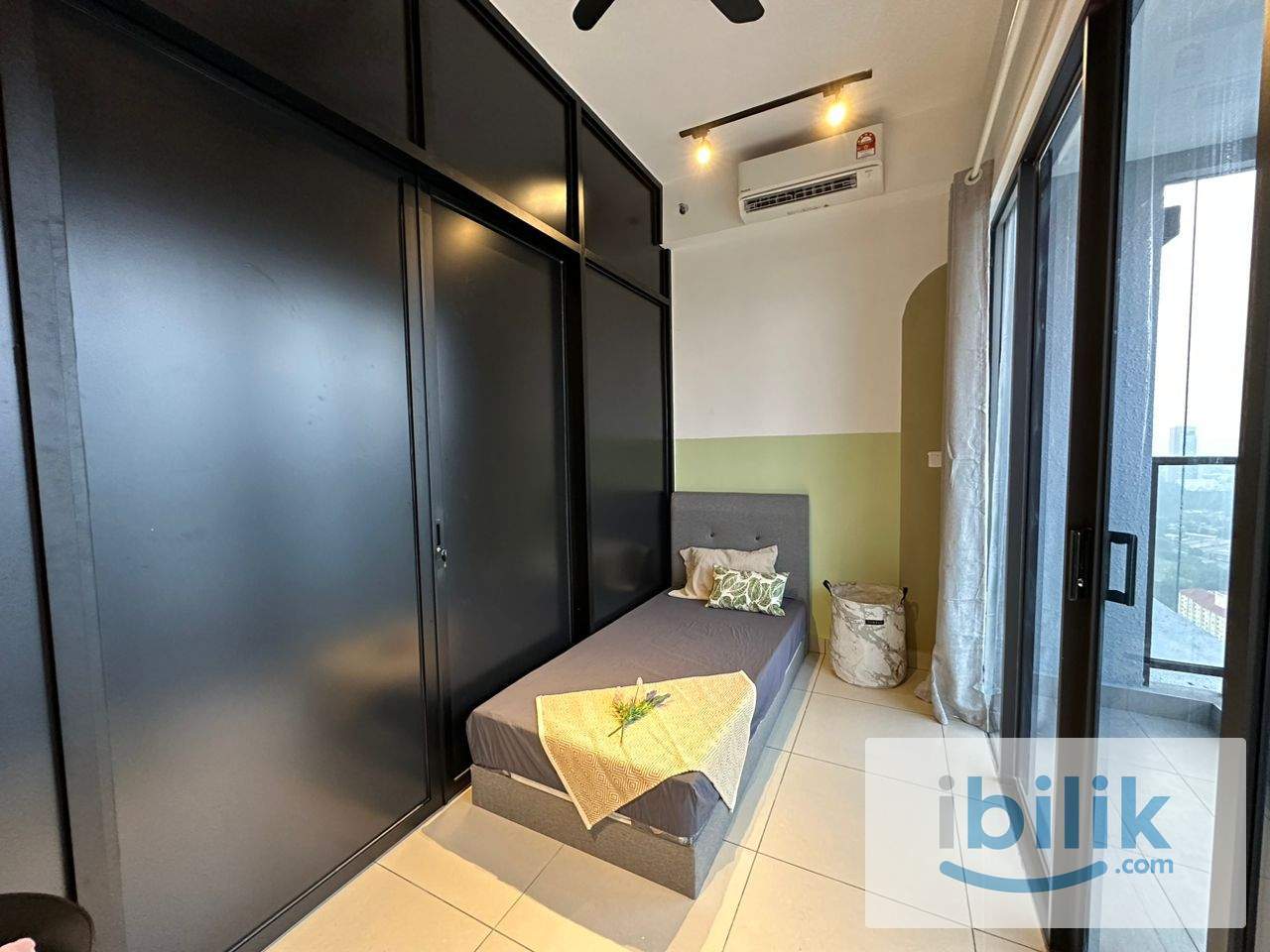 🏙️ Prime Area Room | Near University & Mall | iBilik