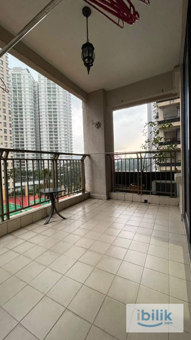 Medium Room for rent @ Royal Domain Sri Putramas 2 | iBilik